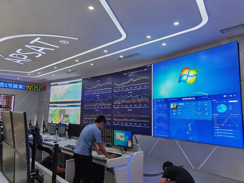 Smart LCD Video Wall – Interactive Display Manufacturer